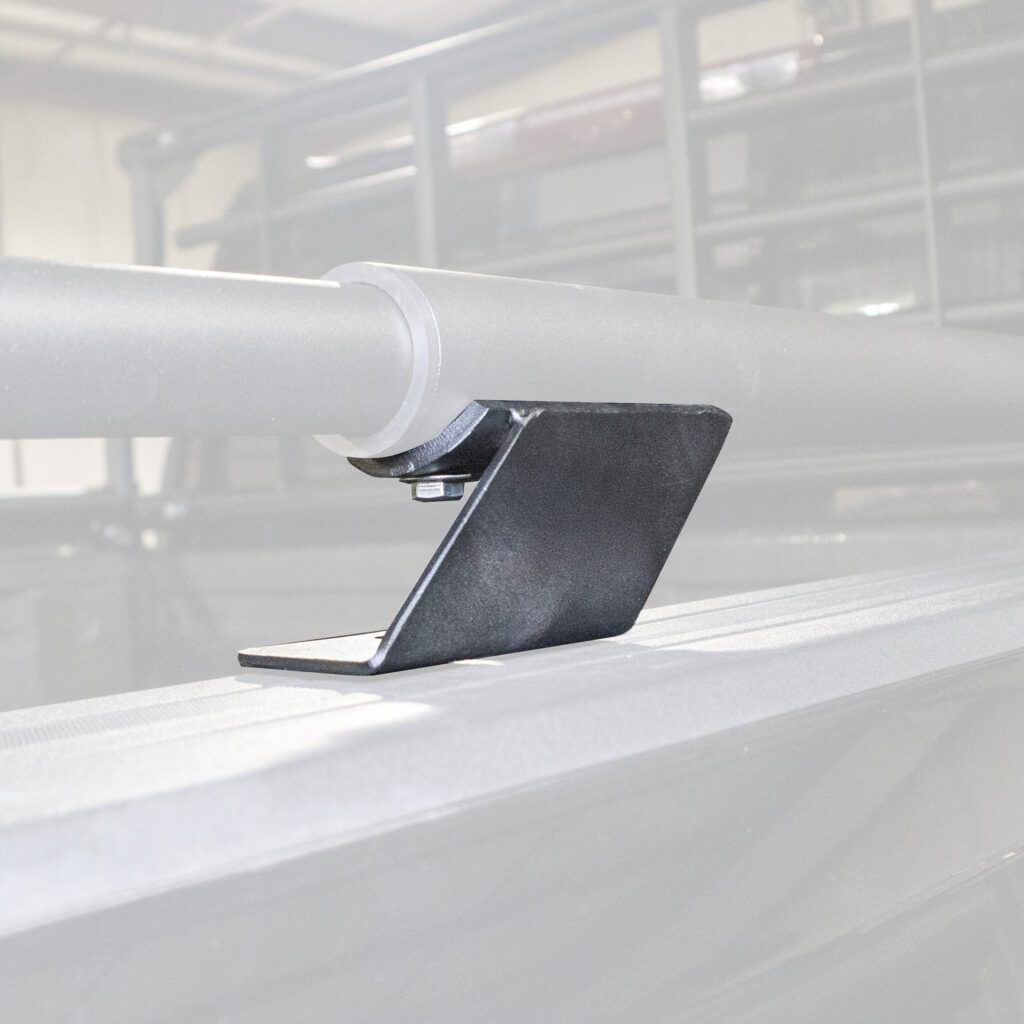 CHANNELLOCK® Adjustable Side Rail Center Supports | CHANNELLOCK® Auto