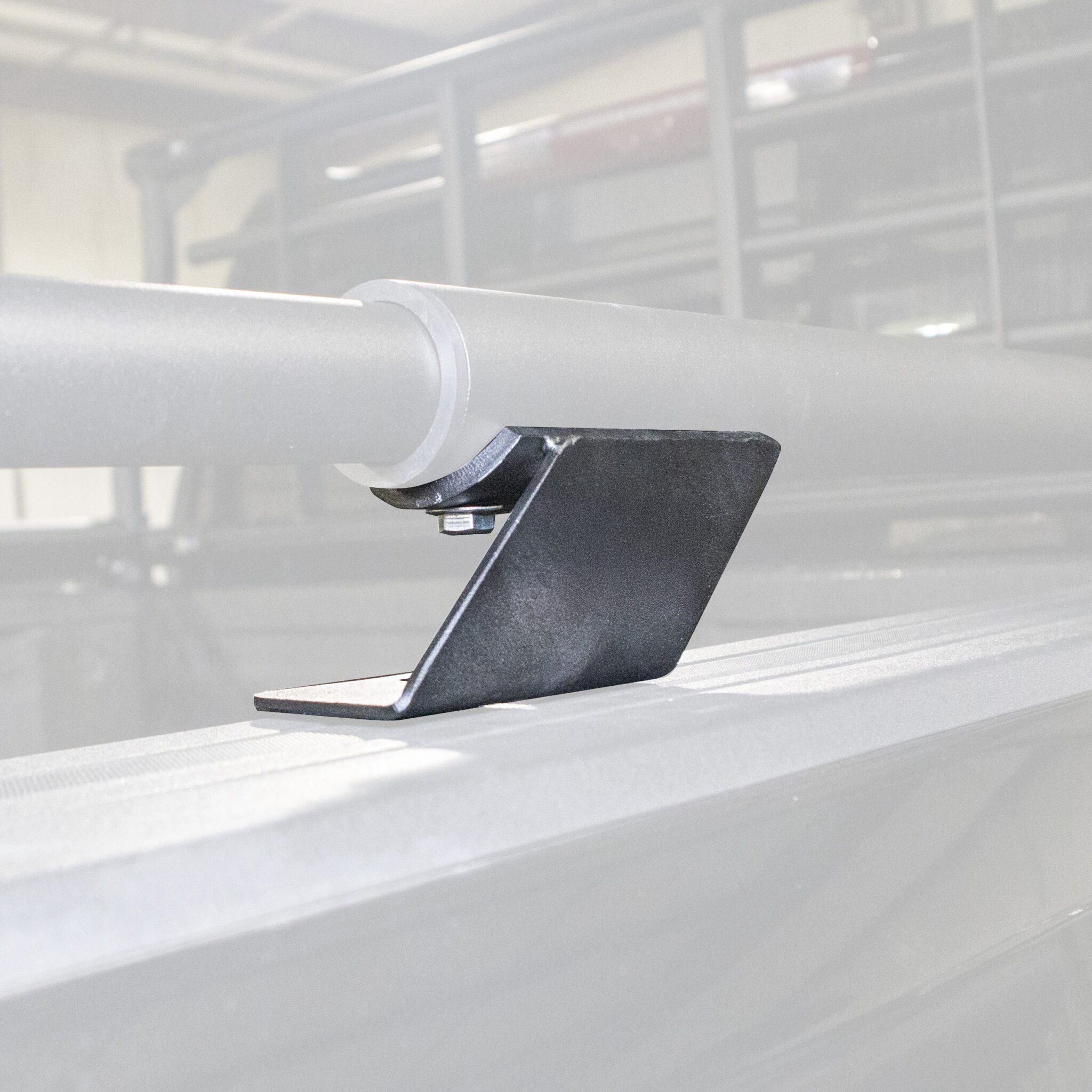 CHANNELLOCK® Adjustable Side Rail Center Supports | CHANNELLOCK® Auto